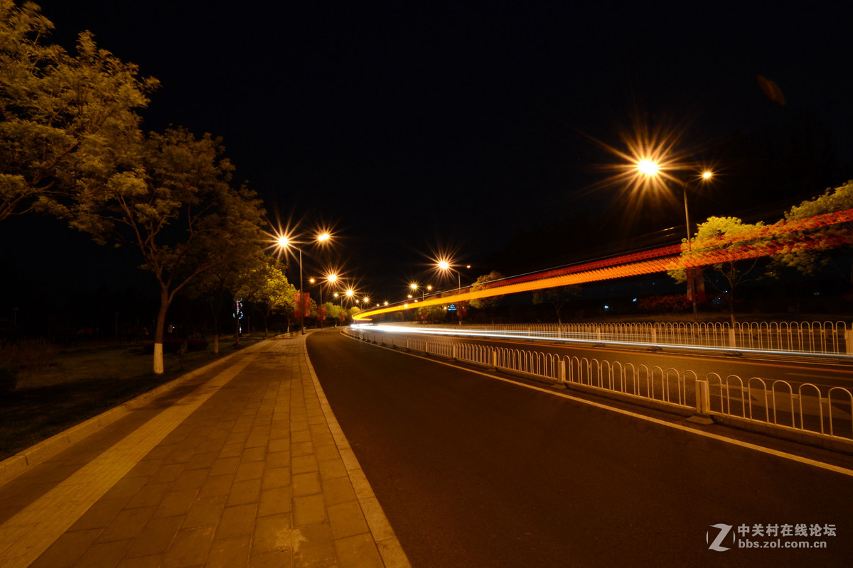 版主 快来看啊 是这样吗？-中关村在线摄影论坛