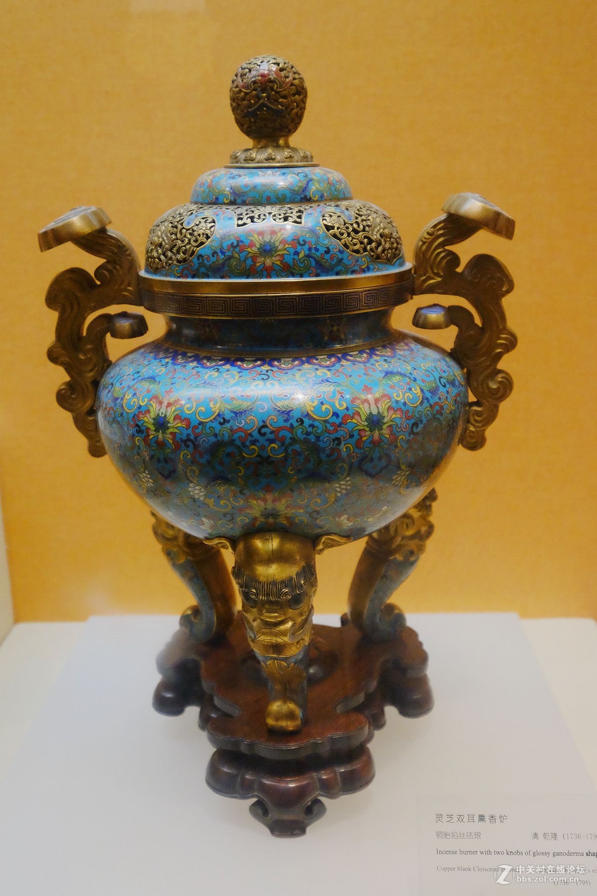 五一假期去雍和宫烧香的蛮多的-中关村在线摄影论坛