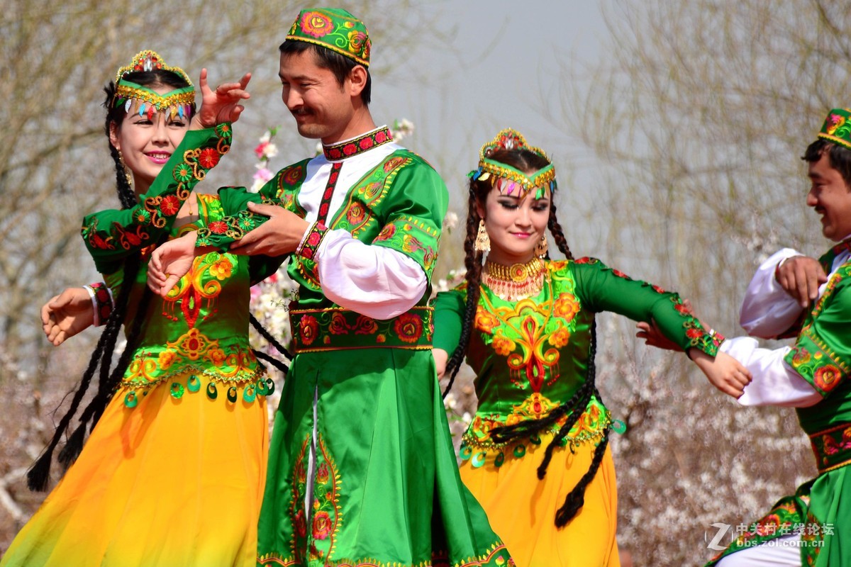 新疆民俗风情歌舞-中关村在线摄影论坛