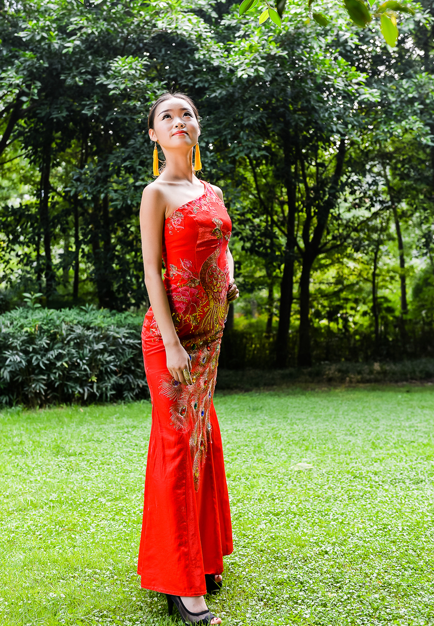 孔雀旗袍秀------蜂腰-中关村在线摄影论坛