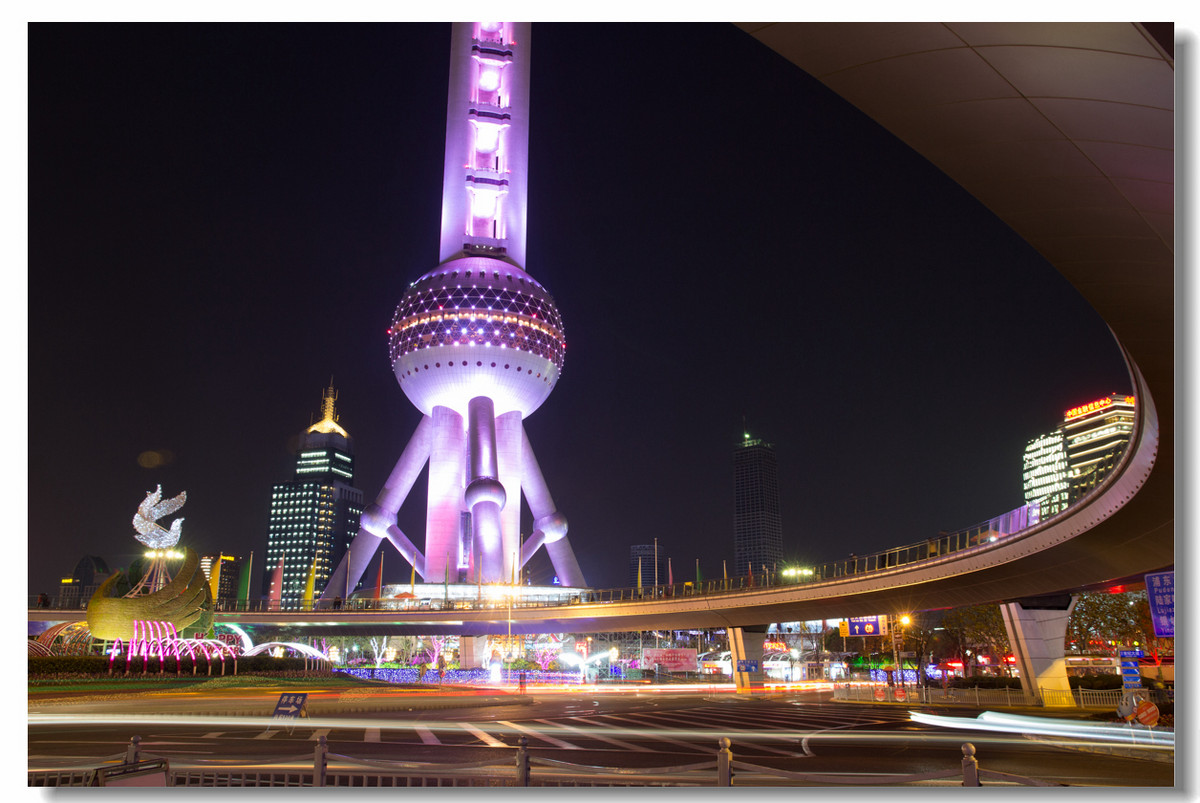 陆家嘴桥下看夜景-中关村在线摄影论坛