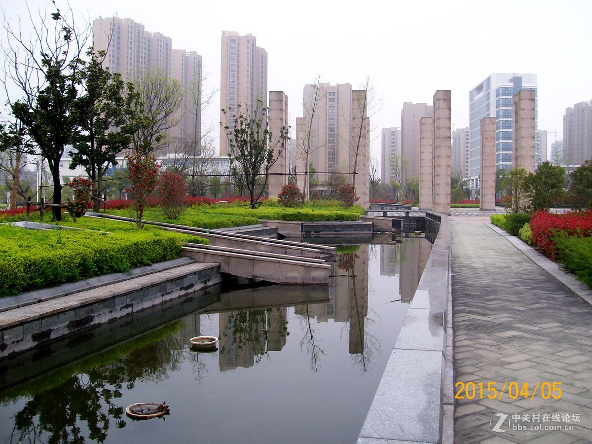 《广场随意拍摄》-中关村在线摄影论坛