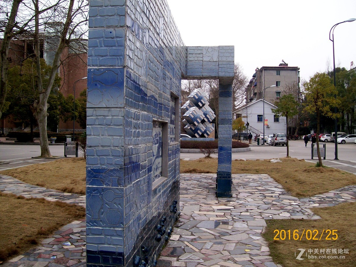 《校园一角》 随意拍摄-中关村在线摄影论坛