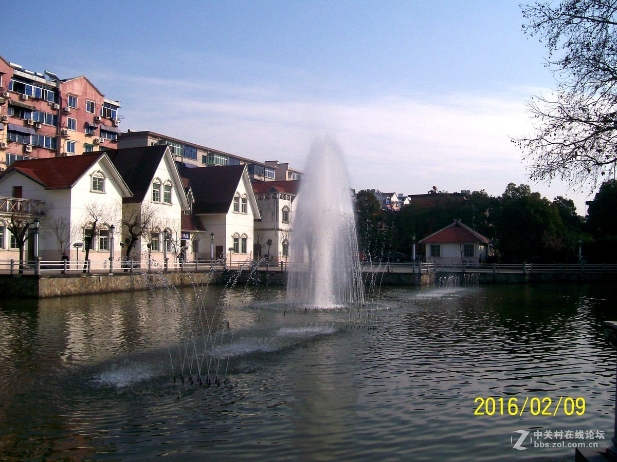 《社区喷泉》 随意拍摄-中关村在线摄影论坛