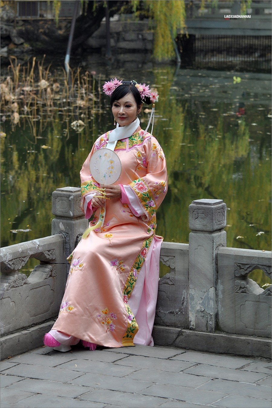 2020年第652贴-颐和园人像抓拍（1209F)-中关村在线摄影论坛