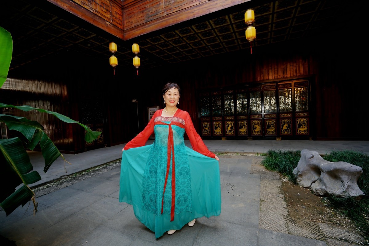 环境人像---汉口里的古装美女！-中关村在线摄影论坛