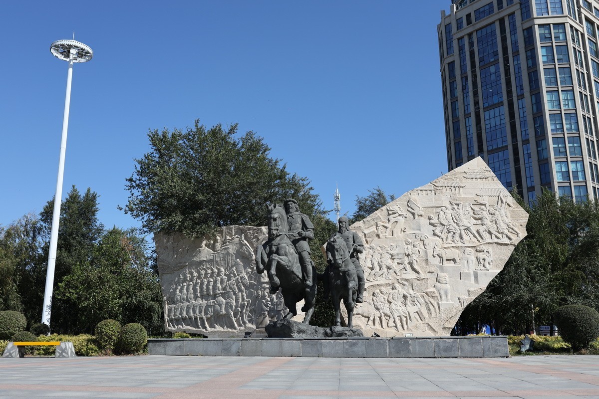 国庆快乐 雕塑-走向北京-中关村在线摄影论坛