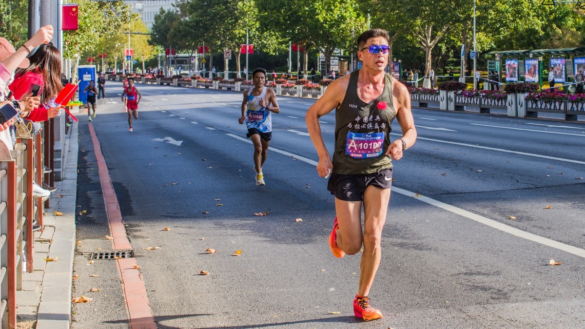 “大连新闻传媒集团”杯第33届大连马拉松赛（一）-中关村在线摄影论坛