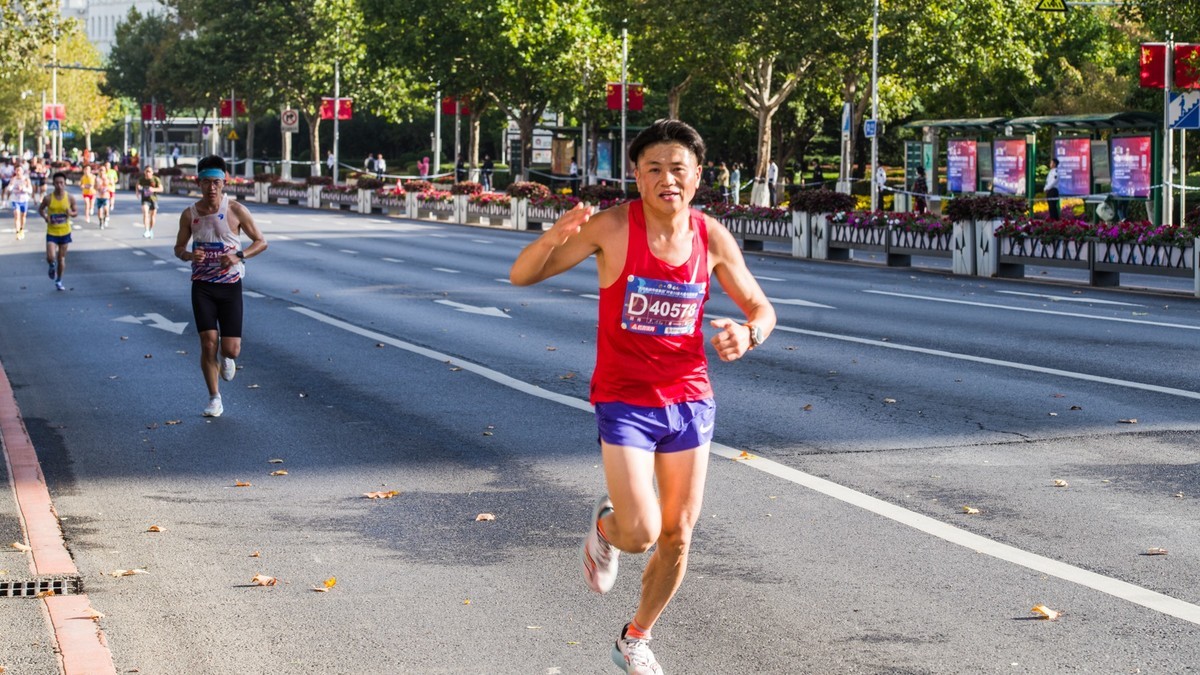 “大连新闻传媒集团”杯第33届大连马拉松赛（二）-中关村在线摄影论坛