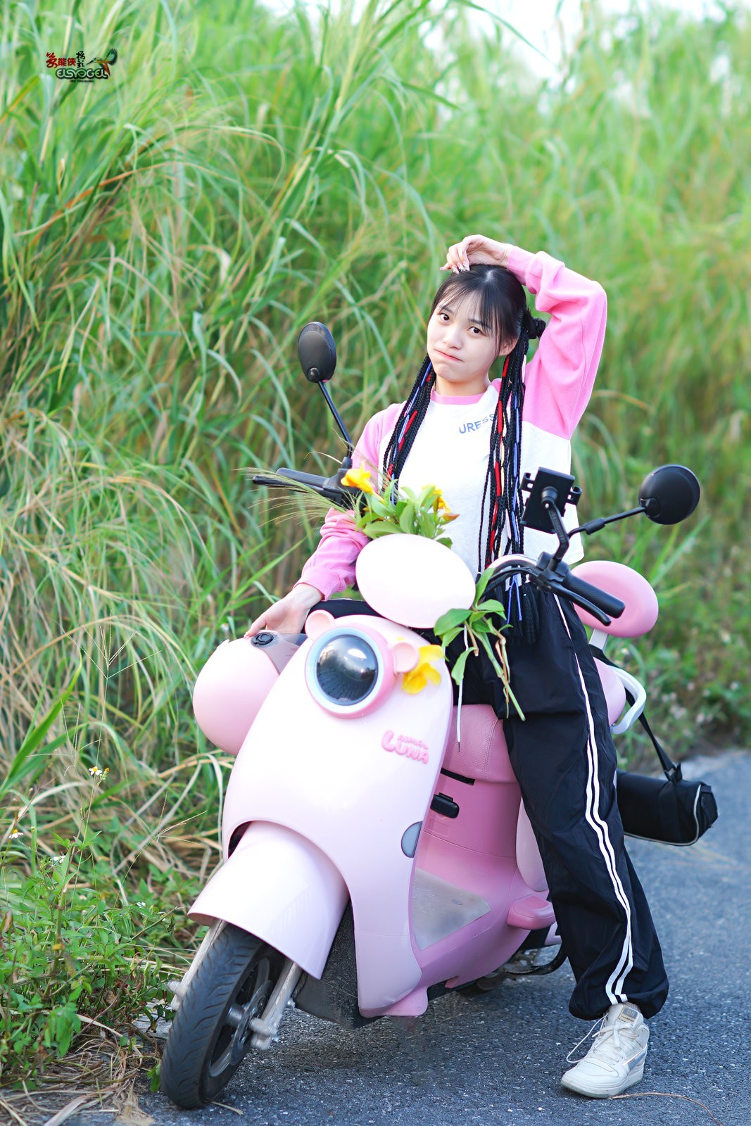 【粉色小动车少女】---佳佳-中关村在线摄影论坛