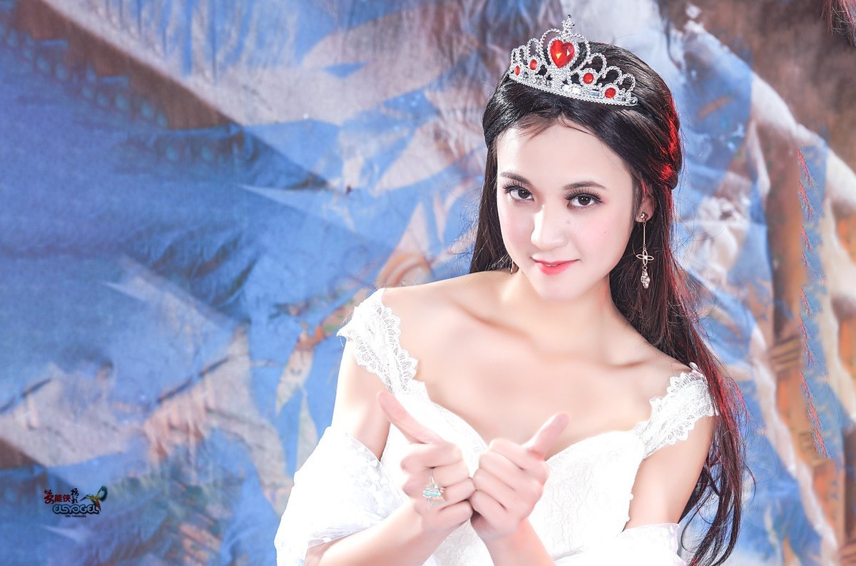 【蓝堡少女】 ----小霞-中关村在线摄影论坛