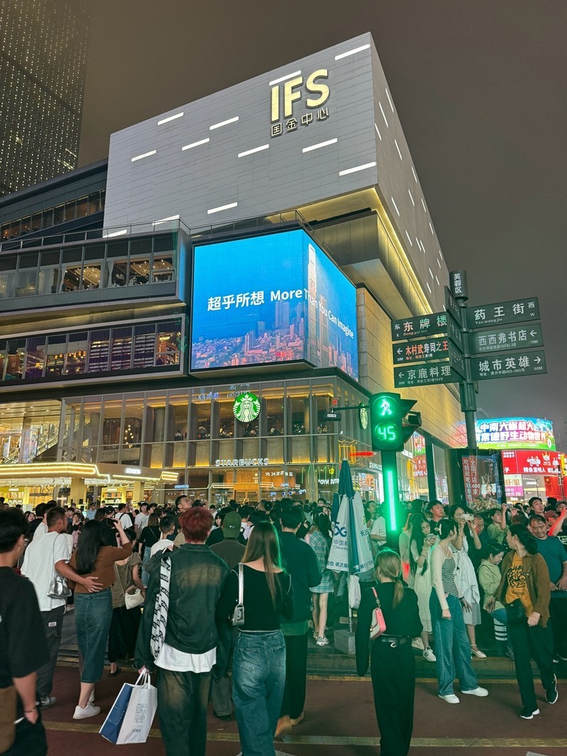 十月二号长沙步行街人海如潮[苹果115 Pro Max试拍]-中关村在线摄影论坛