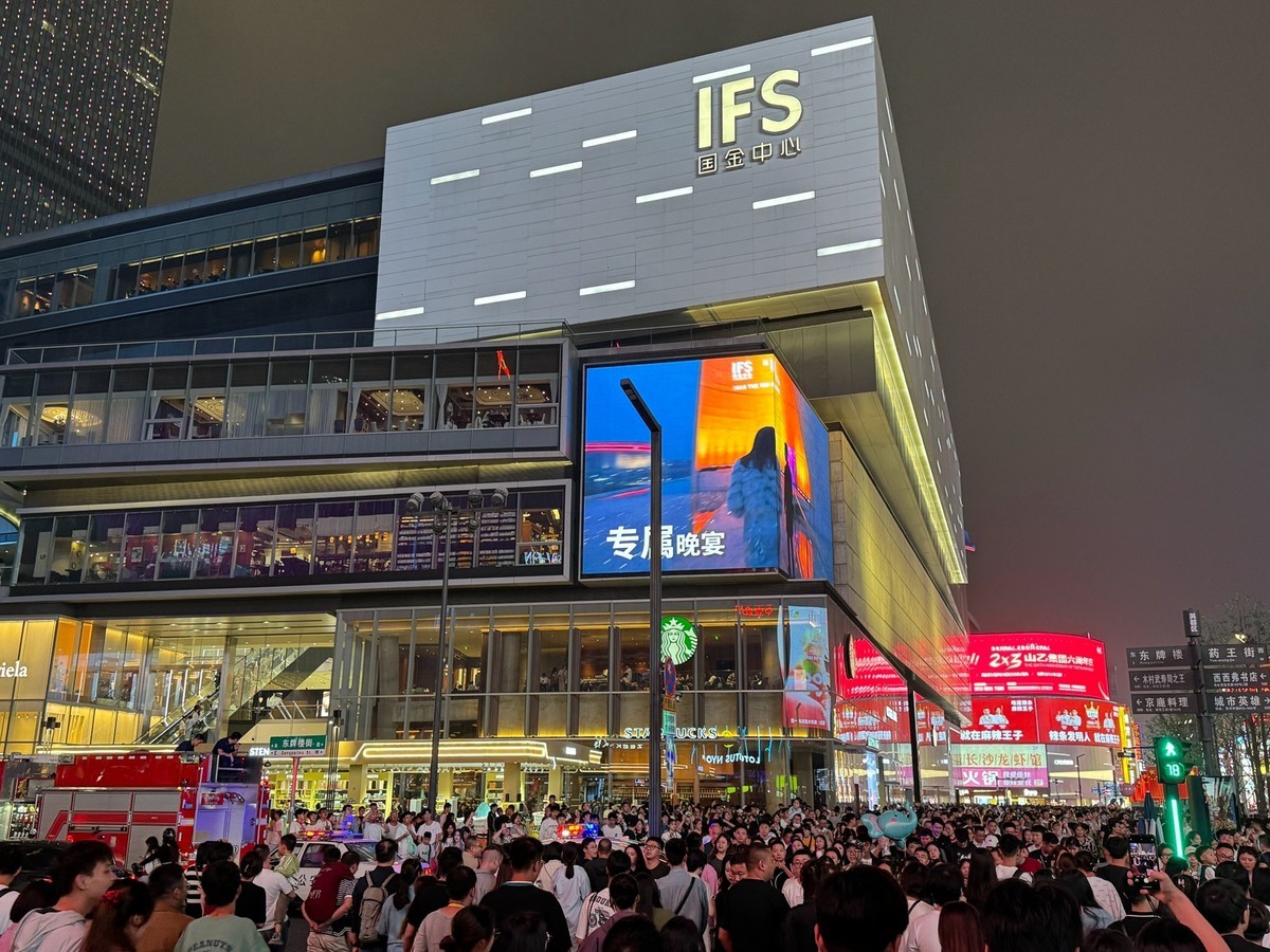 十月二号长沙步行街人海如潮[苹果115 Pro Max试拍]-中关村在线摄影论坛