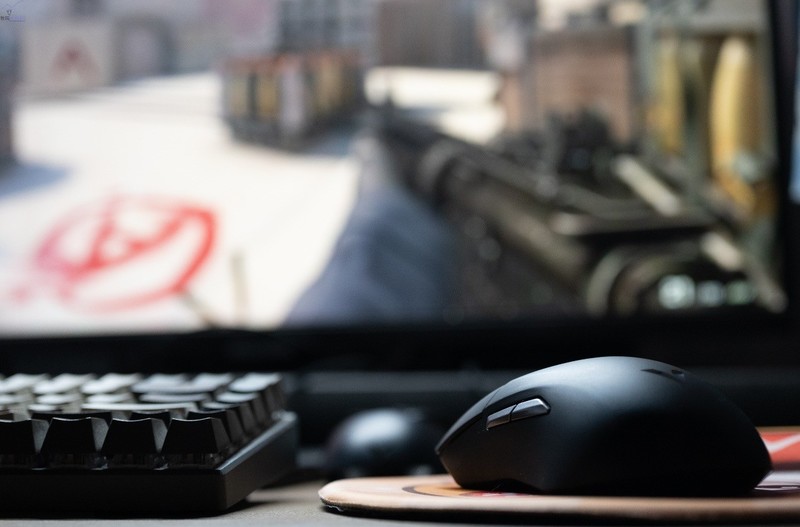 更轻更快更耐用，重量79g，支持4KHz回报率的雷柏VT9上手-中关村在线综合论坛