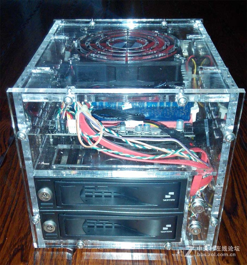 最近安装的亚克力透明NAS机箱本人亲自操刀设计-中关村在线硬件论坛