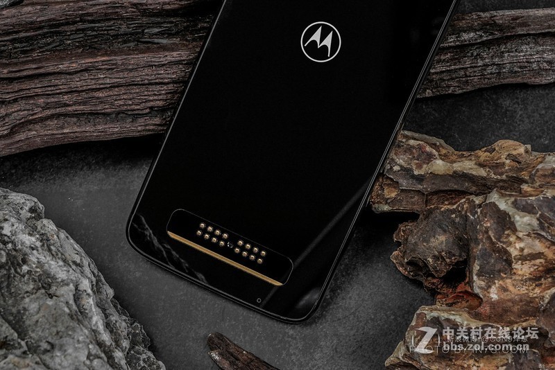 图说motorola z3:首款5G手机,依然保持安卓技术基因-中关村在线综合论坛