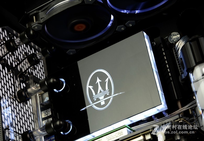 ZERO｜海盗船900D “三角鱼叉”高清整机SHOW图分享-中关村在线硬件论坛