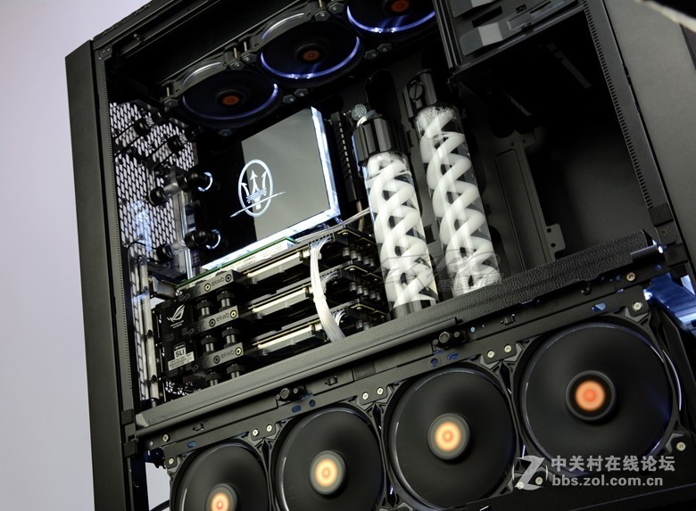 ZERO｜海盗船900D “三角鱼叉”高清整机SHOW图分享-中关村在线硬件论坛