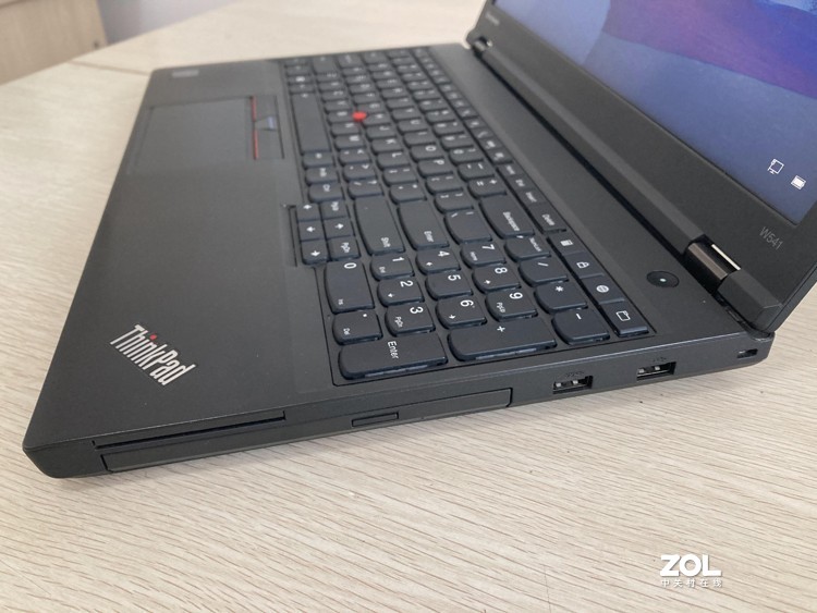 联想W541专业绘图机型,四代i7-4810M四级八线程 8G内存 256G固态硬盘-中关村在线综合论坛