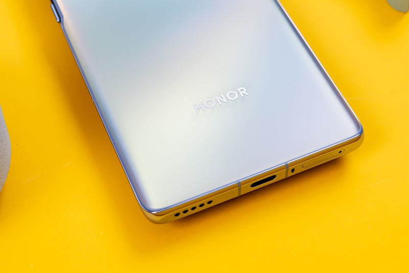 荣耀V40首发评测—10亿色超感屏+120Hz+66W快充-中关村在线综合论坛