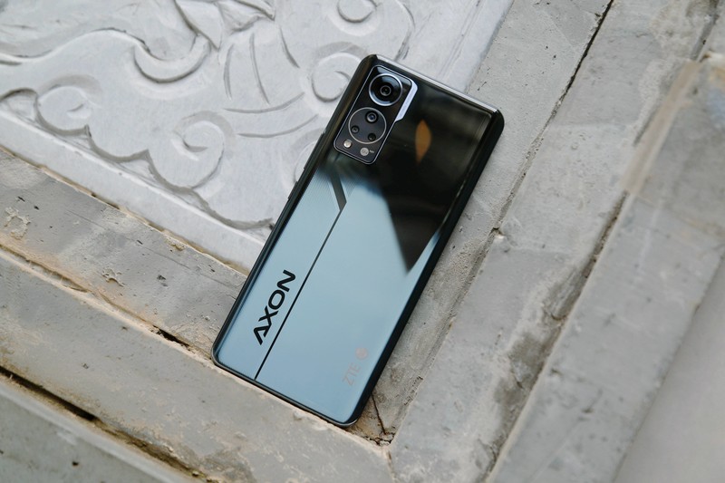 相比苹果灵动岛，中兴 Axon 30S屏下摄像路子算是走对了-中关村在线综合论坛