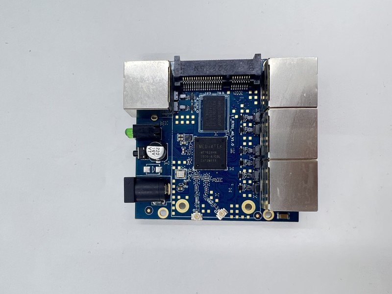 60*60MM迷你4G路由主板MT7628方案1WAN 3LAN openwrt系统支持二次开发及提供源码-中关村在线硬件论坛