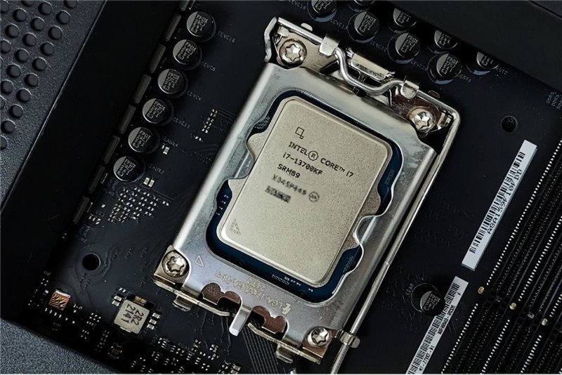 Intel i7-13700KF和AMD R7 7800X3D性能之争，谁更值得入手？-中关村在线综合论坛