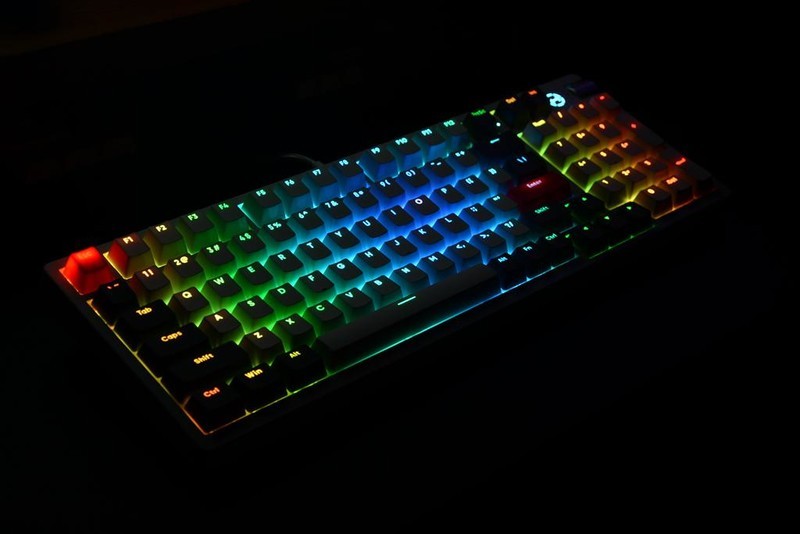 漫步者的外设梦，首款机械键盘G4K发布，三模、热拔插、RGB灯光-中关村在线综合论坛