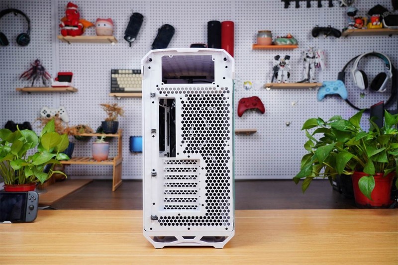 分形工艺Torrent EATX机箱：满足高端玩家对性能与外观的双重追求-中关村在线硬件论坛