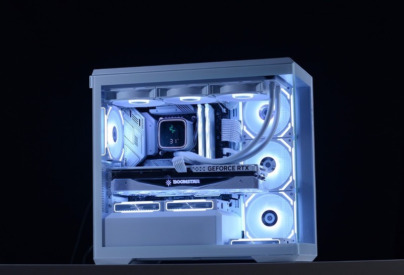 低价入手了13700KF之后，搭配4070Ti+乔思伯D301攒台海景房主机-中关村在线硬件论坛