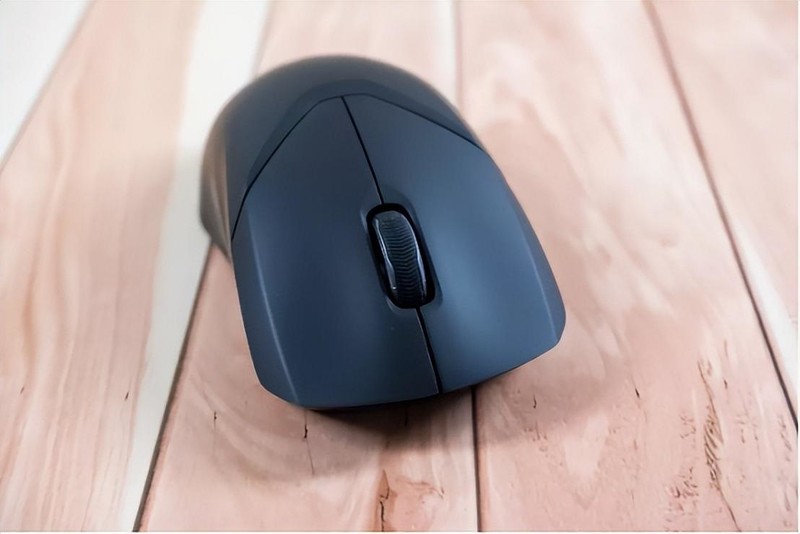 雷柏V1P无线充电模块和V10C鼠标垫加持，雷柏VT9无线游戏鼠标体验-中关村在线综合论坛