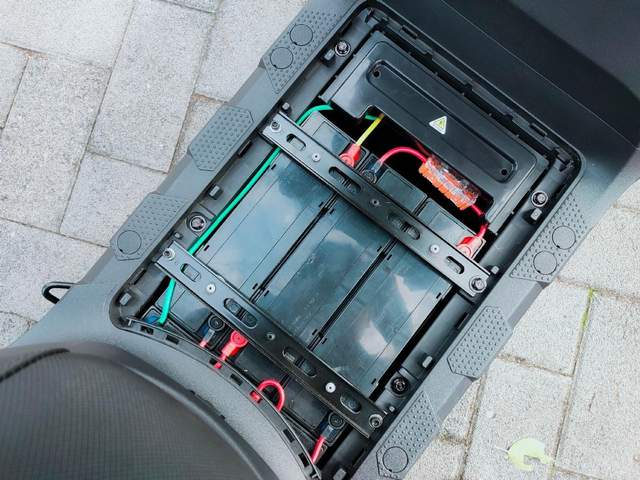 号称优化N系列所有短板，九号M95C电摩评测：107km+解决死亡摇摆-中关村在线综合论坛